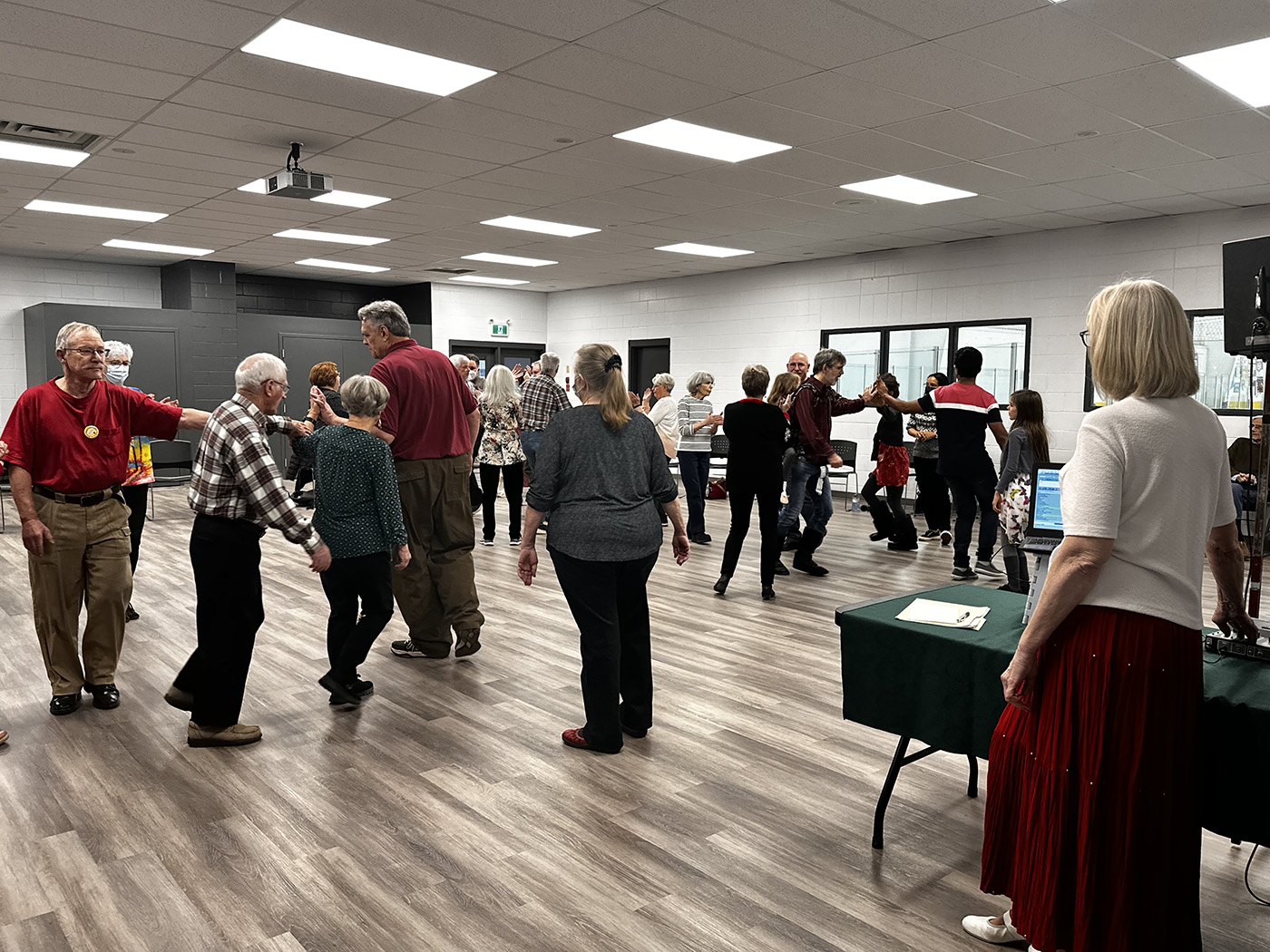 Social Square Dancing in Ottawa - Fun & Learn